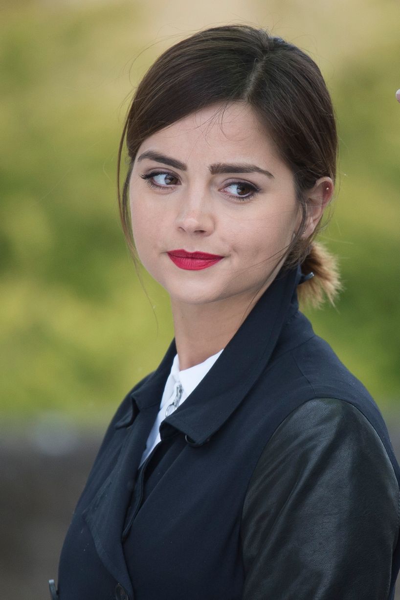 jenna coleman series 9 - 07 - Doctor Who Brasil